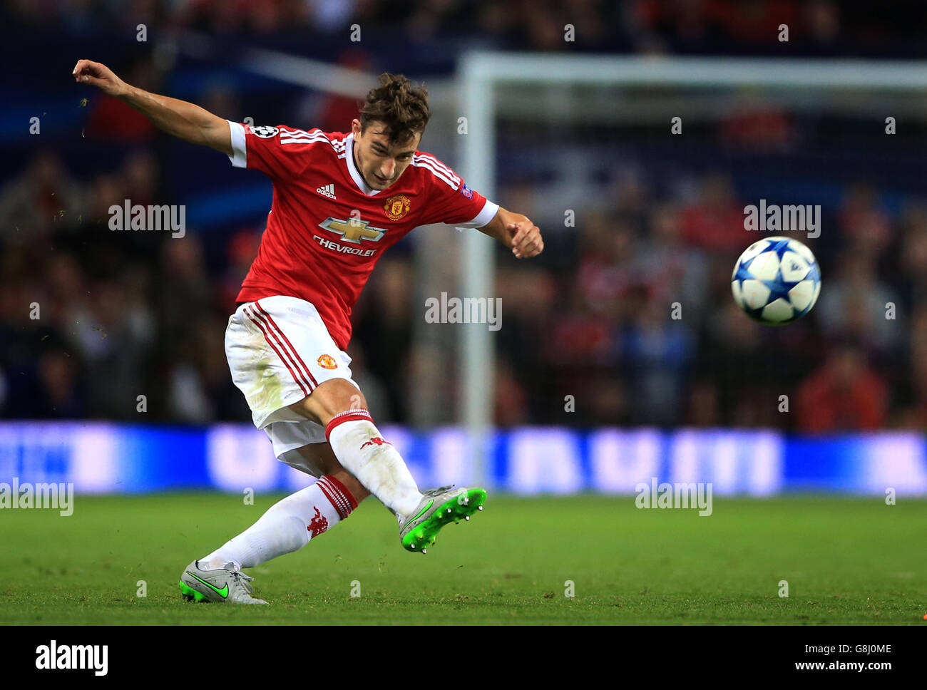 Matteo darmian manchester united hi-res stock photography and images ...