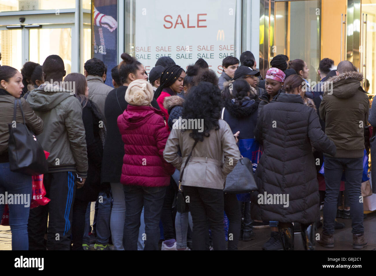 Shoppers at Centrale shopping centre in Croydon during the Boxing Day ...