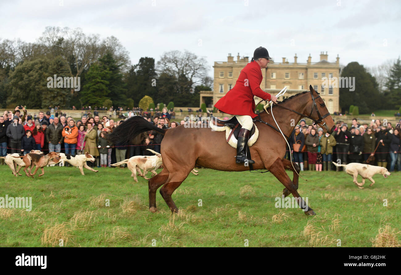 Huntsman Peter Collins leads the hounds during the Quorn Hunt Boxing ...