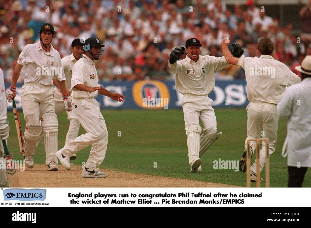 Cricket-6th Test Match, England v Australia-The Oval Stock Photo - Alamy