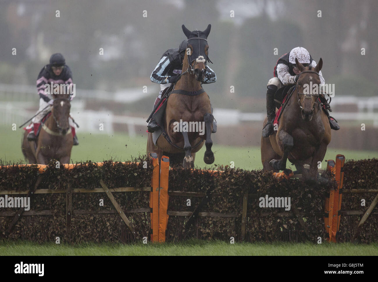 Sandown Park Races - 32Red Day Stock Photo - Alamy