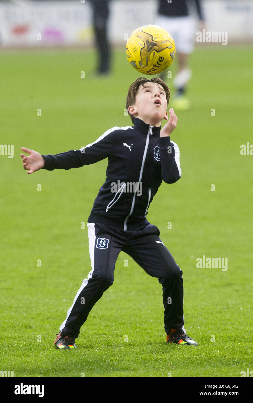 Regan Hartley, son of Dundee manager Paul Hartley, juggles the ball on ...