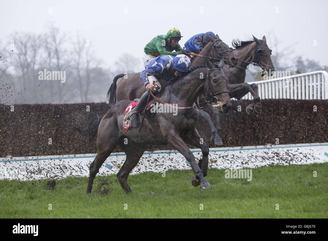 Sandown Park Races - 32Red Day Stock Photo - Alamy