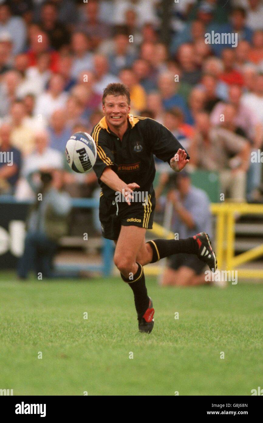 Rugby Union - Bath V Newcastle. Rob Andrew, Newcastle Stock Photo - Alamy