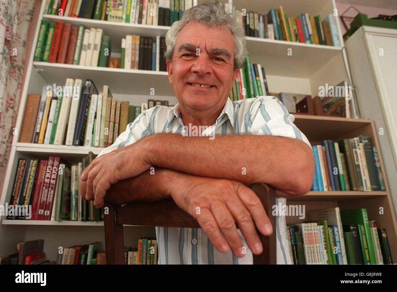 Golf. David Musgrove, caddie Stock Photo - Alamy