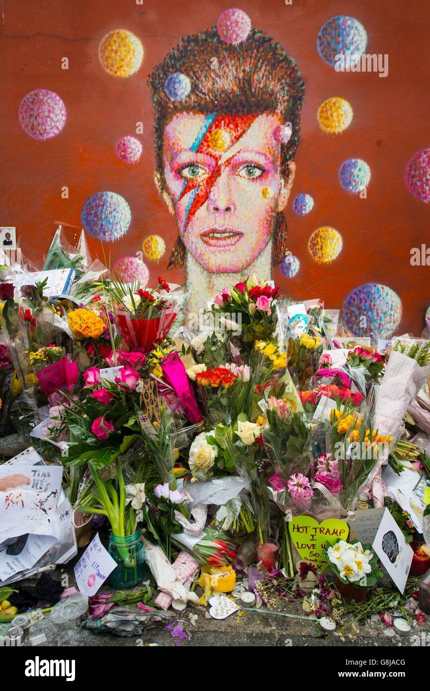 David Bowie death Stock Photo - Alamy