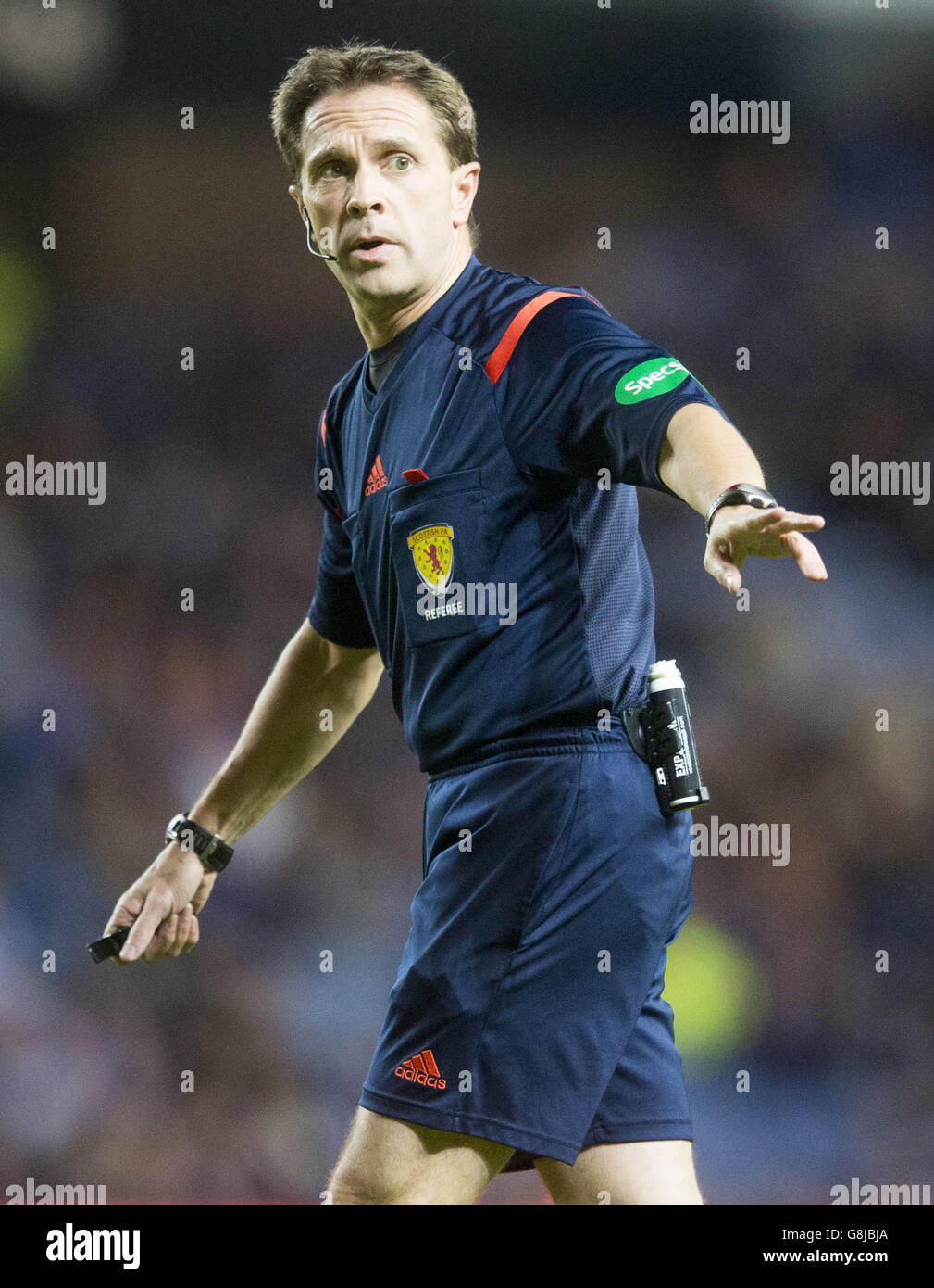 Referee crawford allan hi-res stock photography and images - Alamy