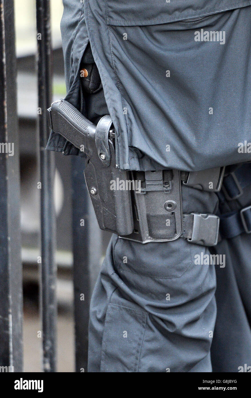 Pistol worn by metropolitan police firearms officer in westminster hi ...