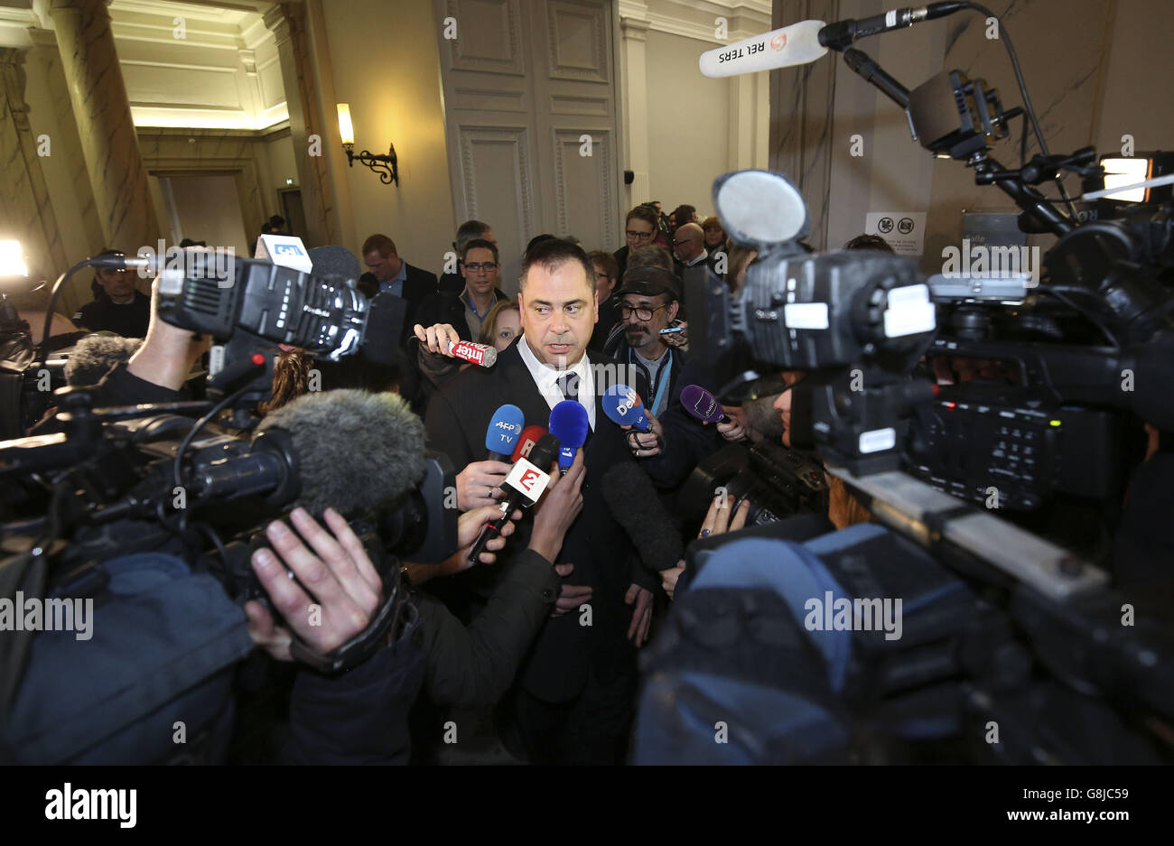 Rob lawrie court case hi-res stock photography and images - Alamy