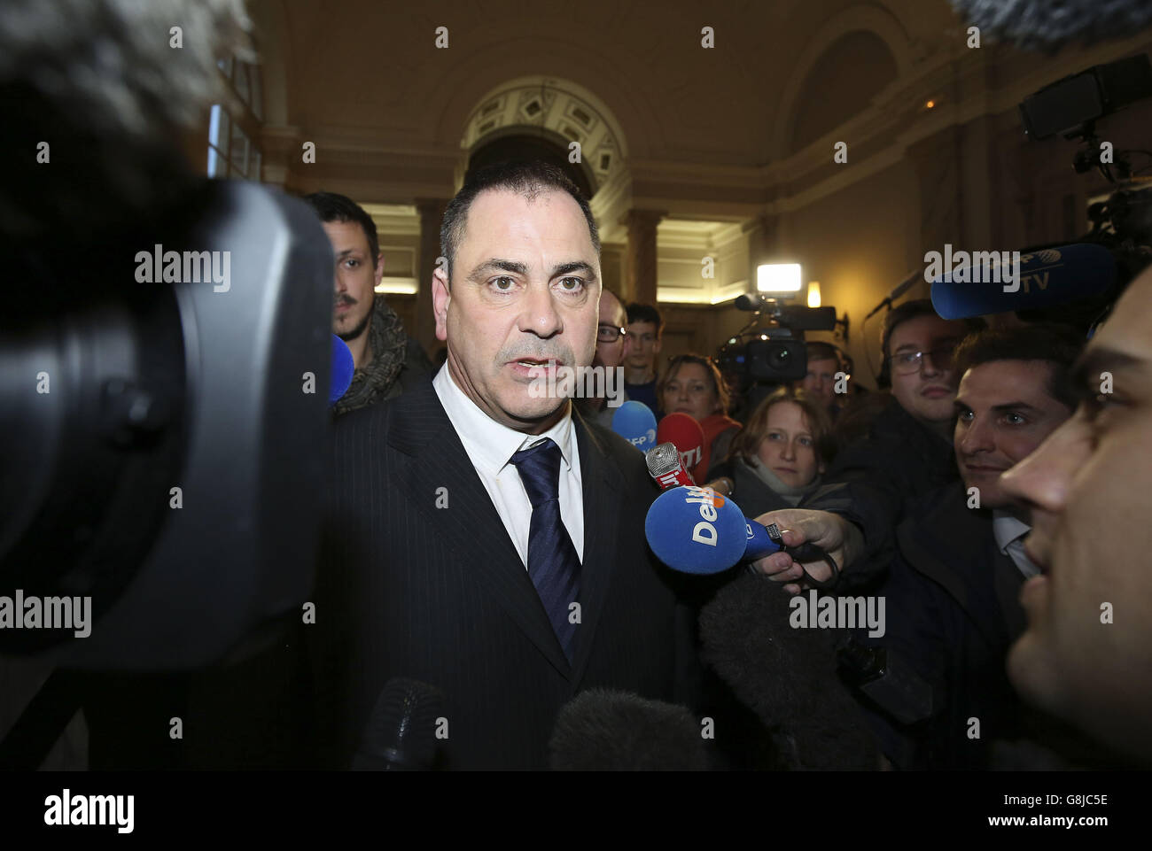 Rob Lawrie court case Stock Photo - Alamy