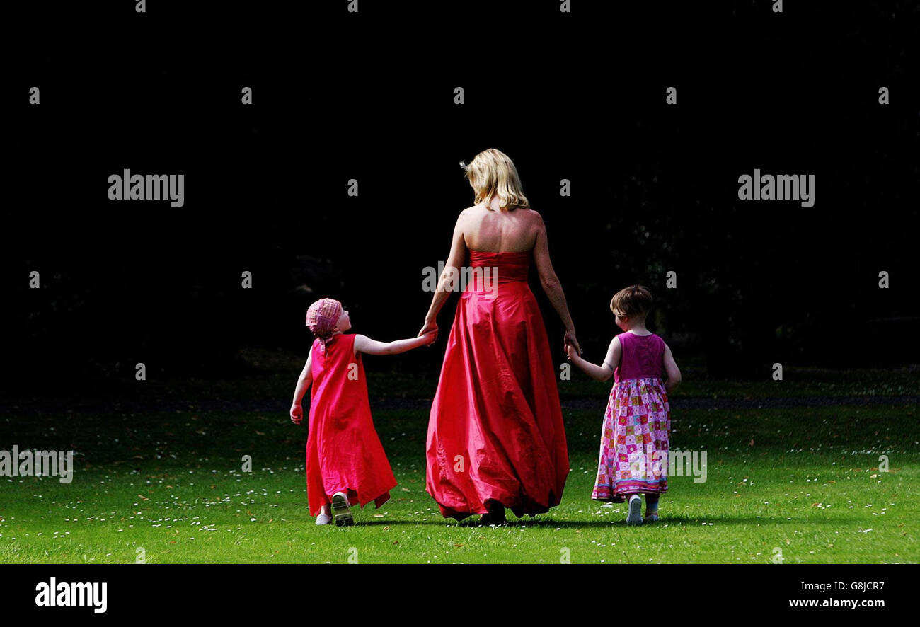 Barretstown Gala Ball Launch. Hollywood actress Alison Doody (centre ...