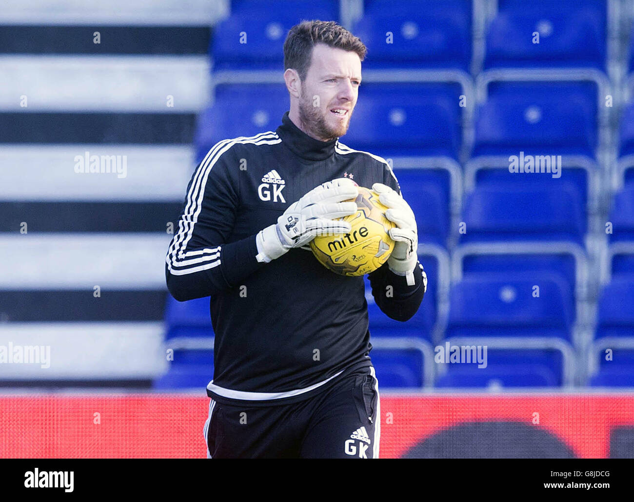 Aberdeen's new keeper Adam Collin warms up before the Ladbrokes ...