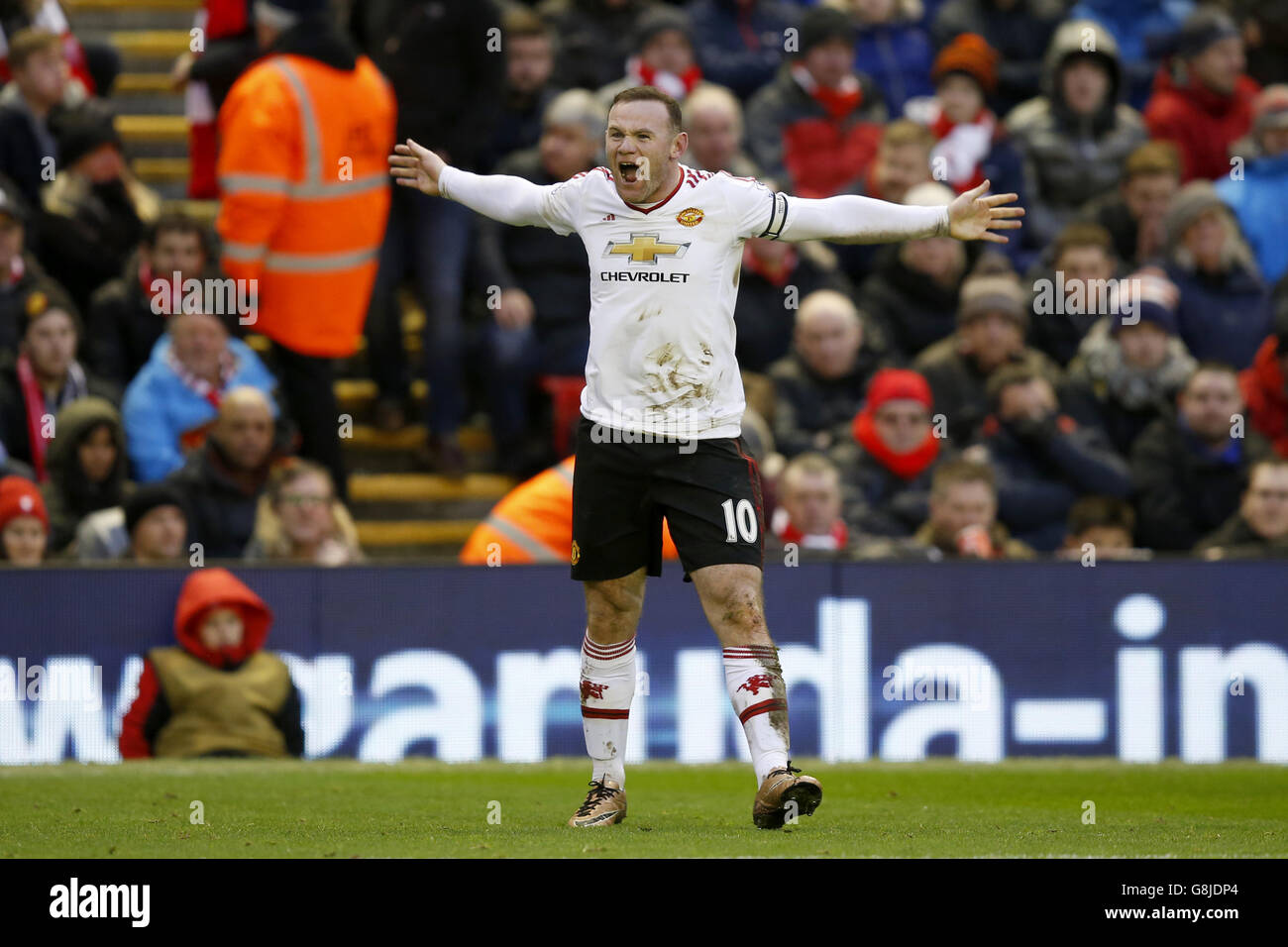 Manchester united goal anfield hi-res stock photography and images - Alamy