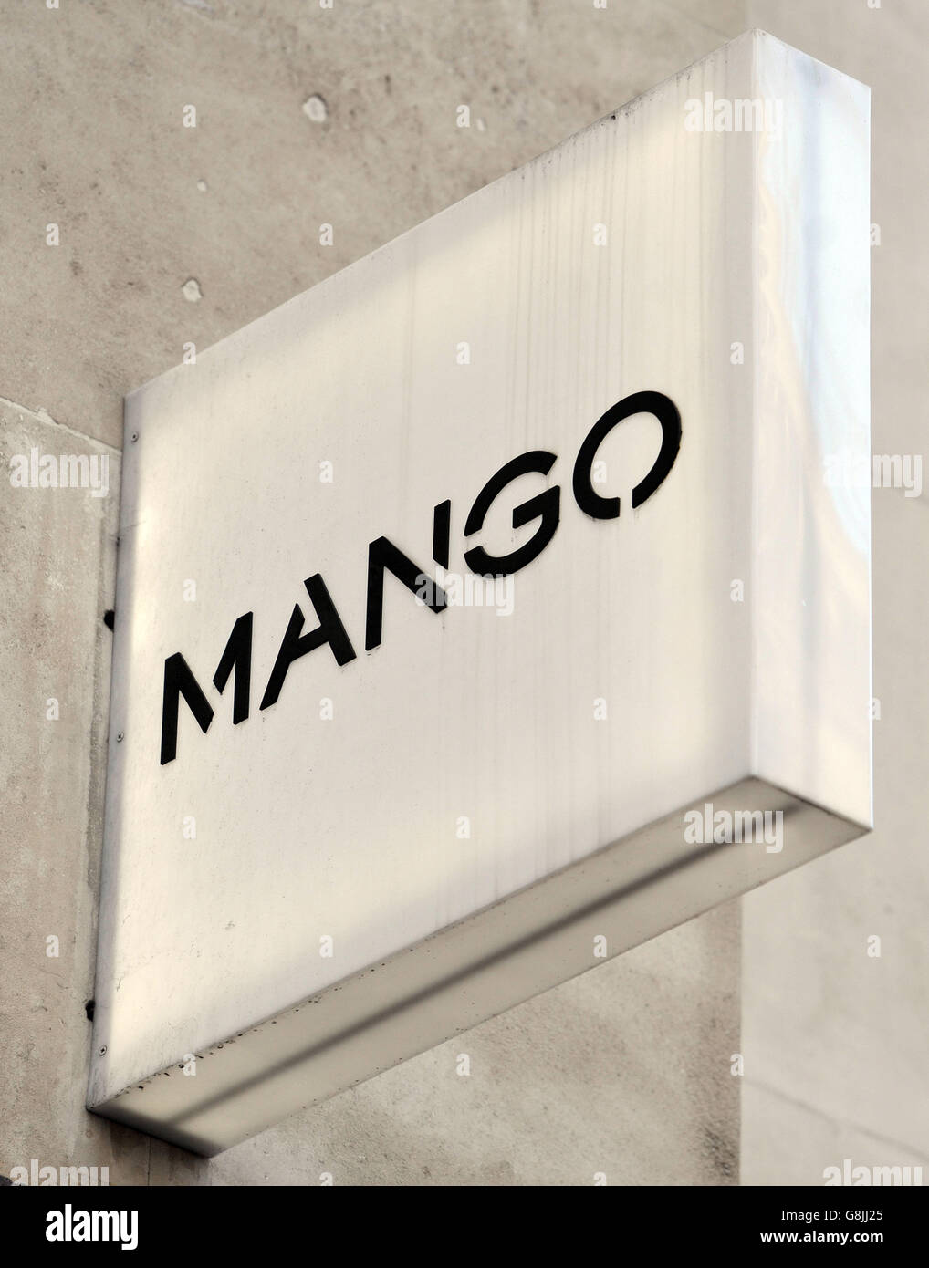 Mango mango sign hi-res stock photography and images - Alamy