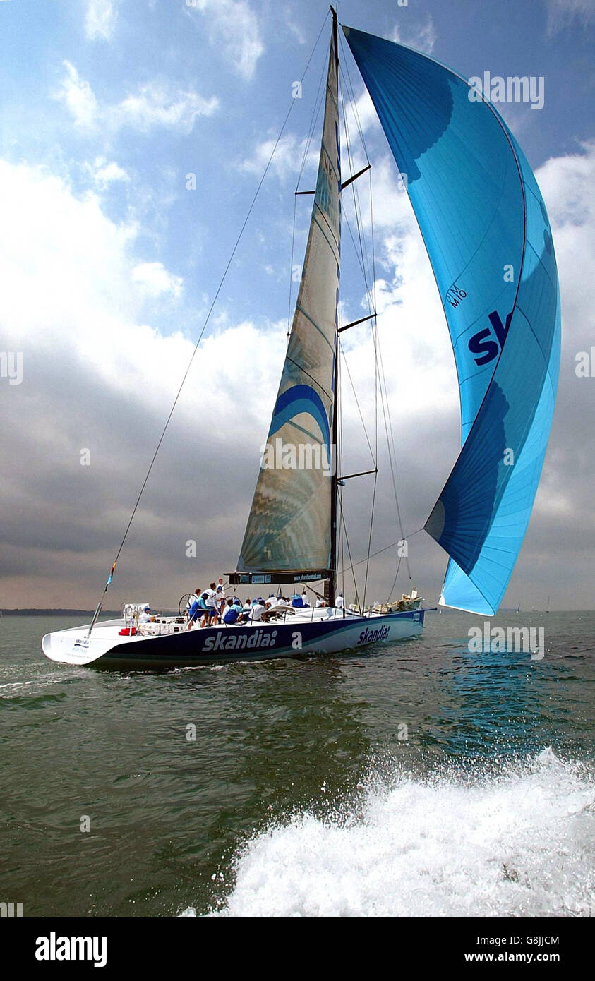 30 metre long hi-res stock photography and images - Alamy