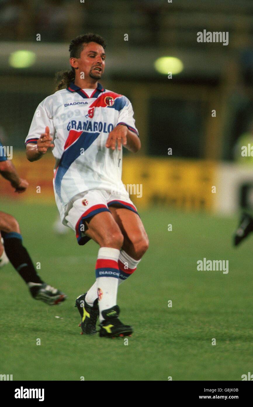 Roberto baggio inter hi-res stock photography and images - Alamy