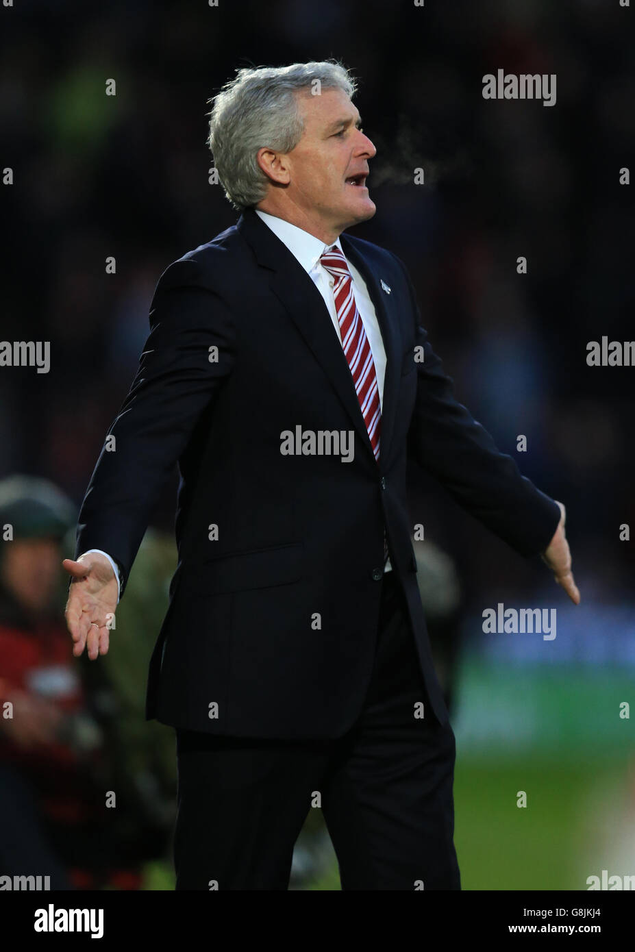 Stoke city manager mark hughes emirates fa cup hi-res stock photography ...