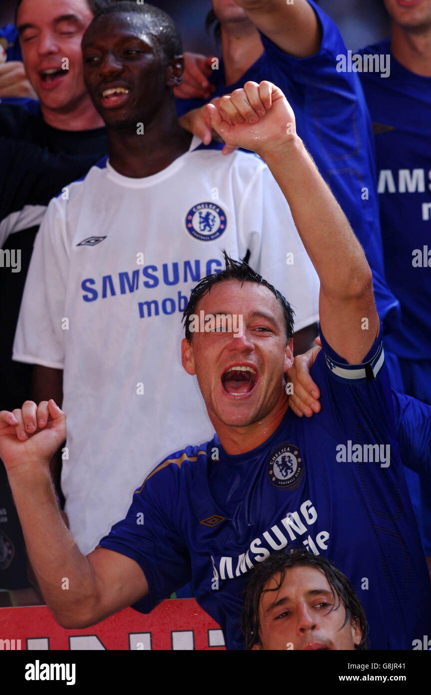 Soccer - FA Community Shield - Chelsea v Arsenal - Millennium Stadium ...