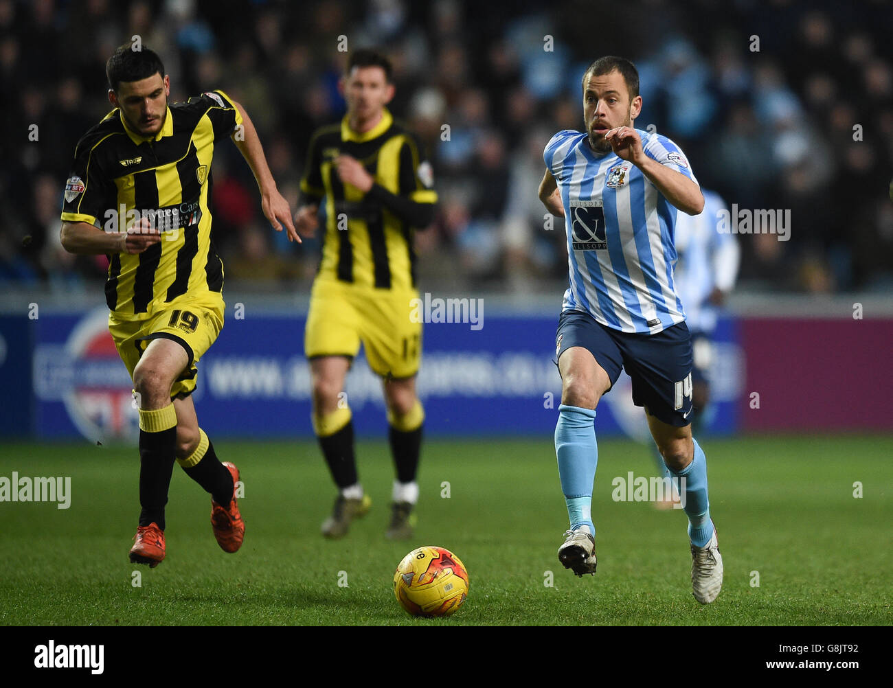 Burton Albion's Anthony O'Connor and Coventry City's Joe Cole Stock ...