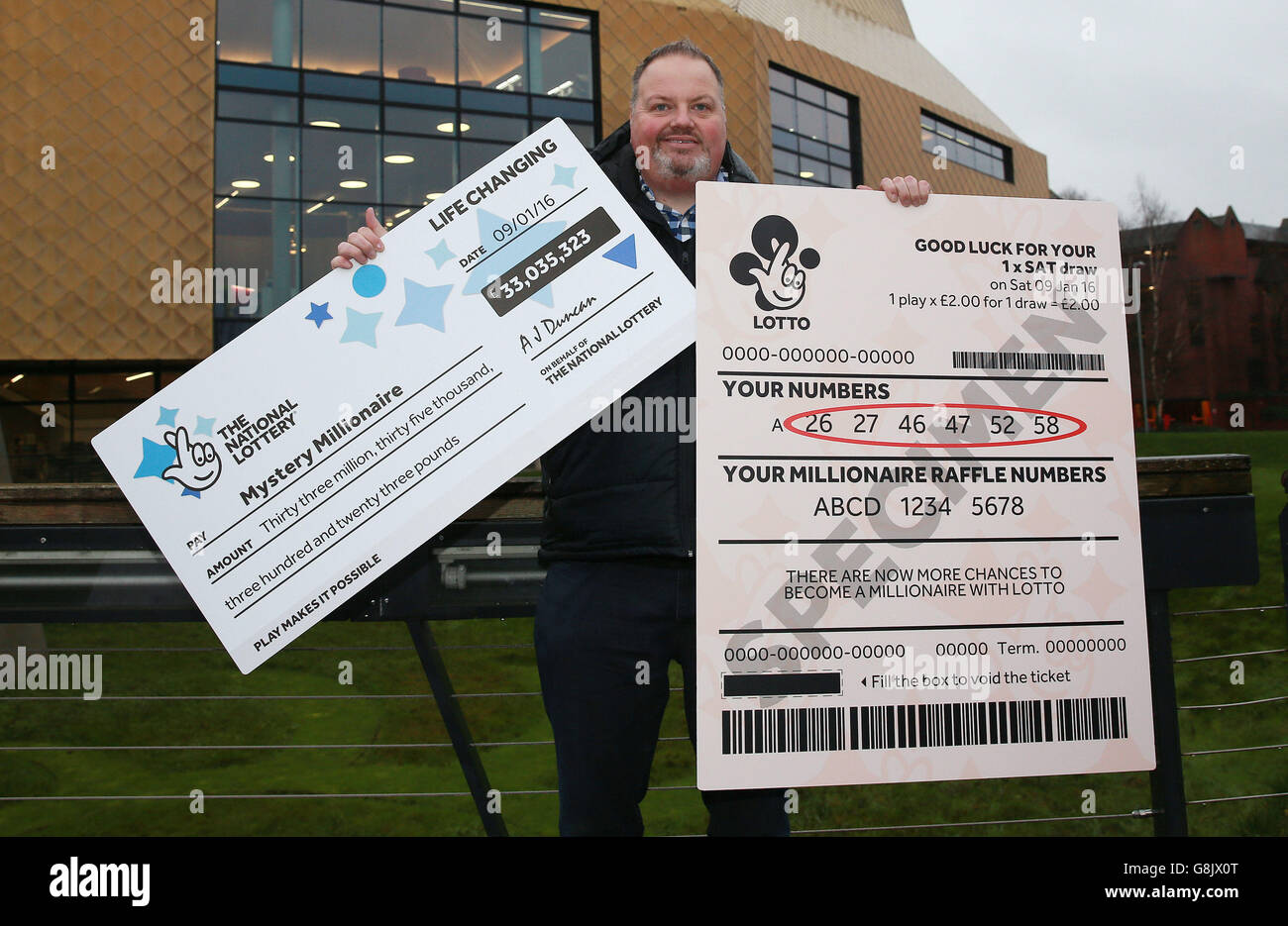 Lotto jackpot winners Stock Photo - Alamy