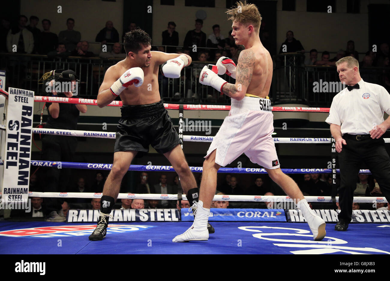 Ryan Walsh v Darren Traynor - York Hall. Archie Sharp (right) and Qasim ...