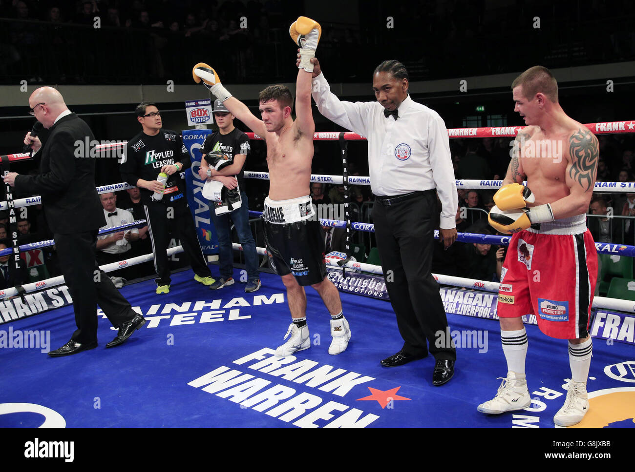 Ryan Walsh v Darren Traynor - York Hall Stock Photo - Alamy