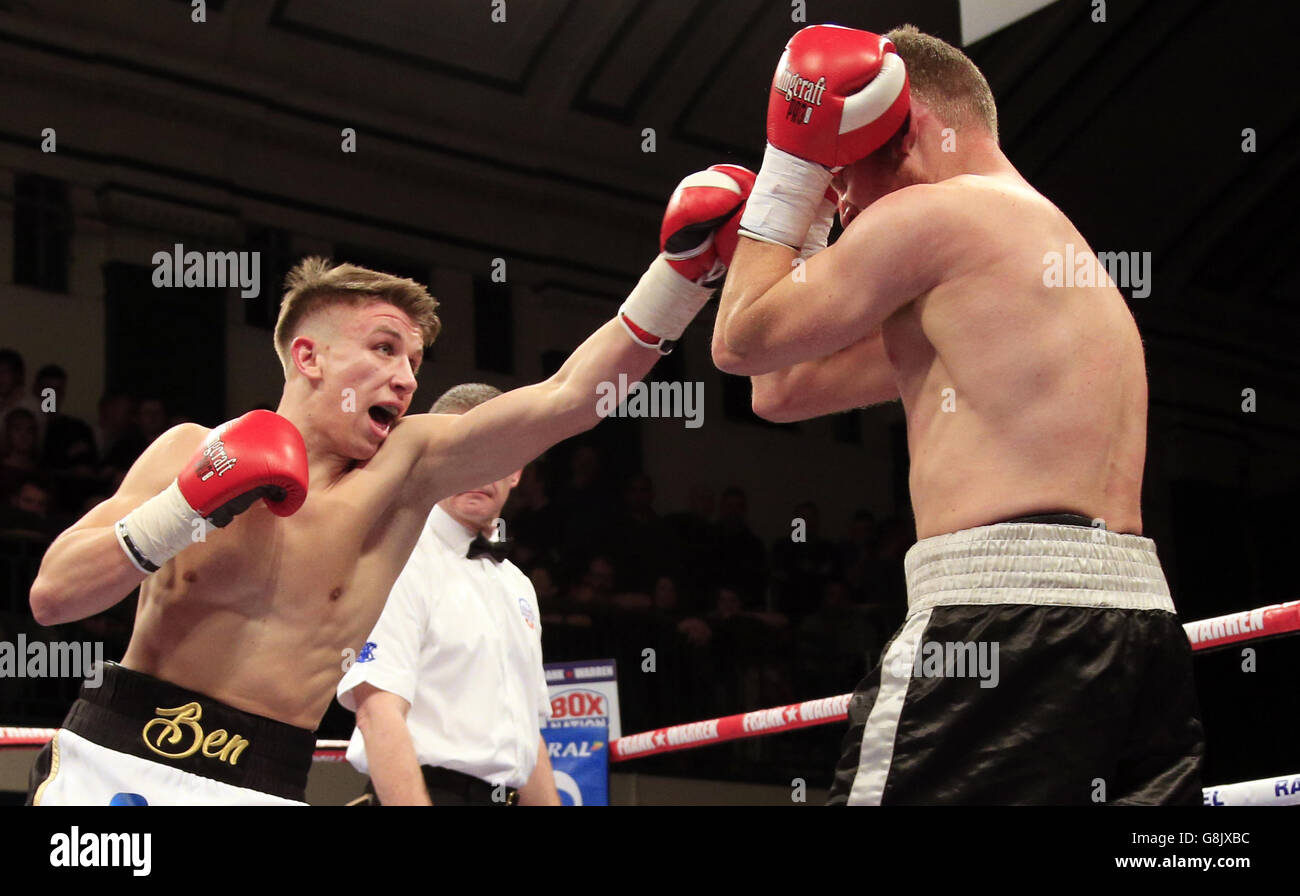 Ryan Walsh v Darren Traynor - York Hall Stock Photo - Alamy