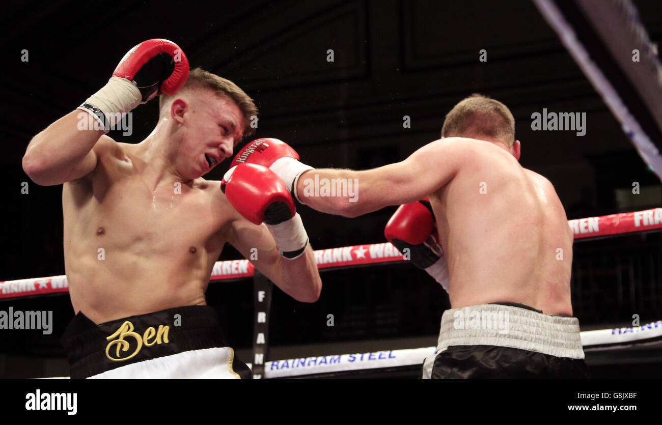 Ben Smith (left) and Dan Carr during their Super-Lightweight contest at ...