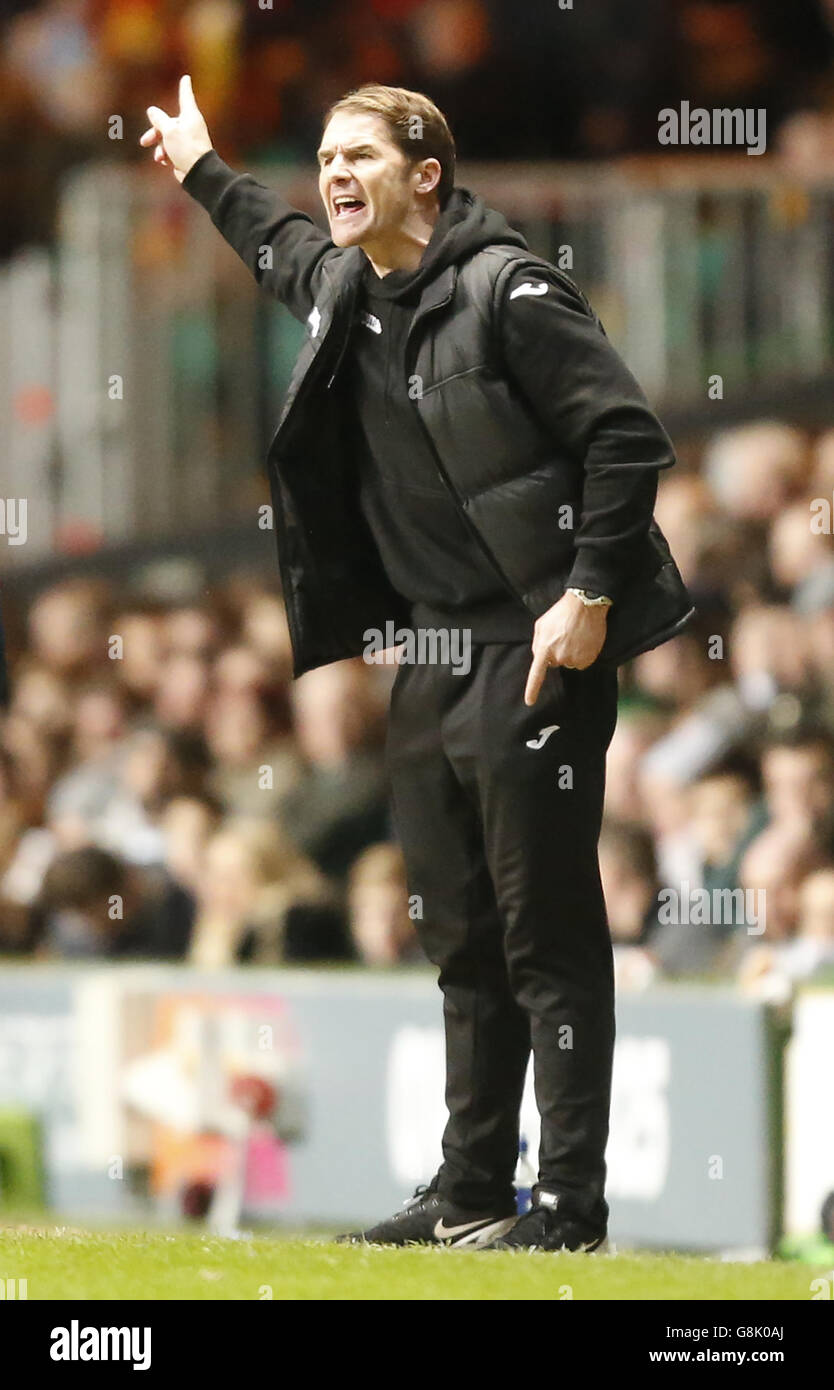 Partick thistle manager alan archibald scottish premiership match celtic park hi-res stock ...