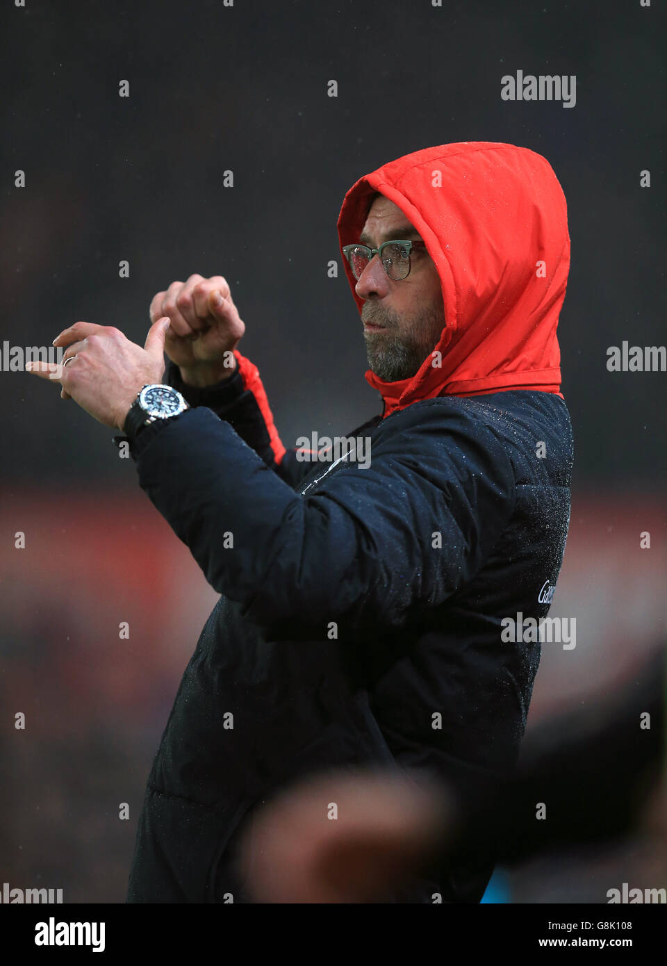 Jurgen klopp celebrating liverpool hi-res stock photography and images ...