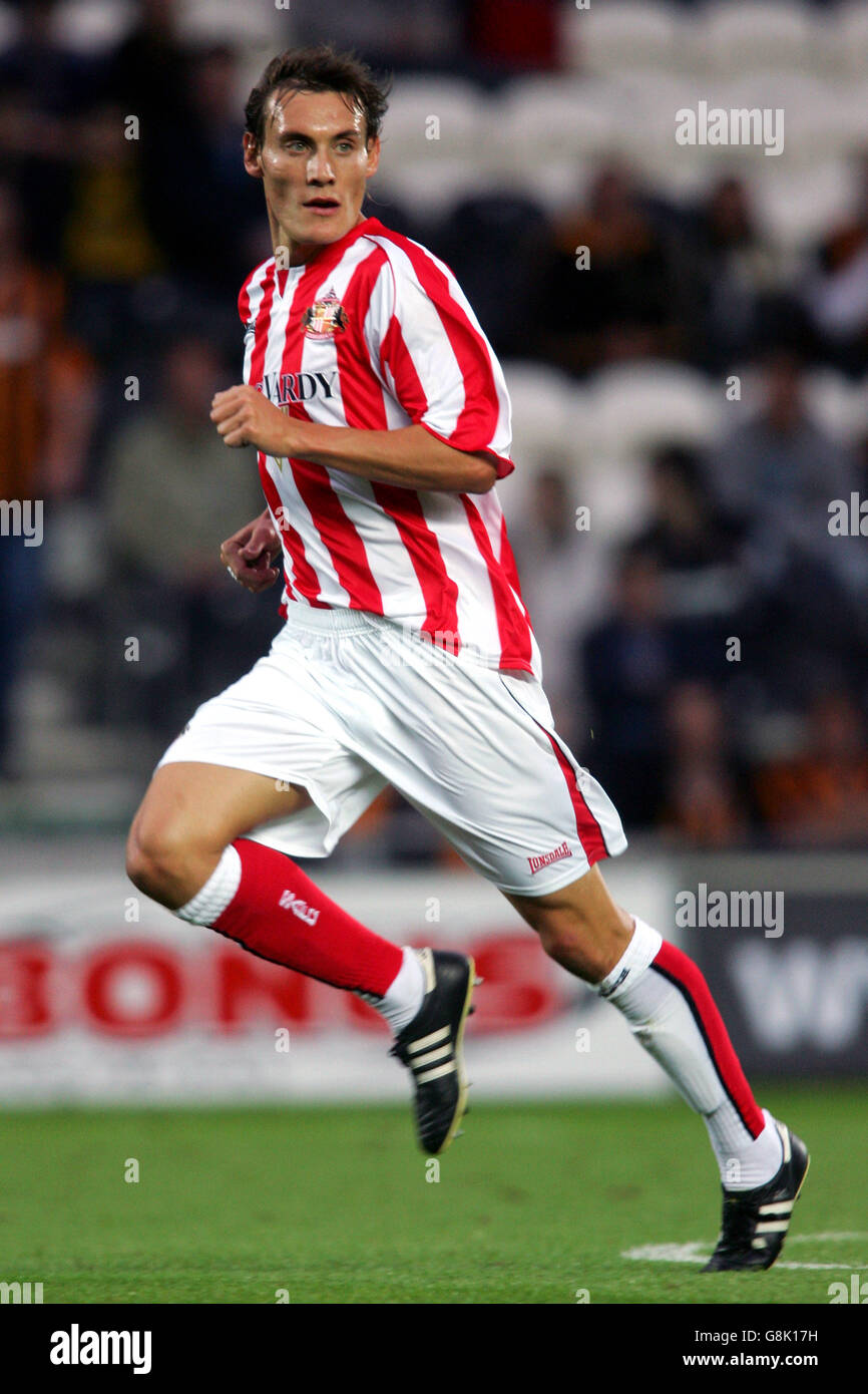 Soccer - Friendly - Hull City v Sunderland - KC Stadium. Dean Whitehead ...