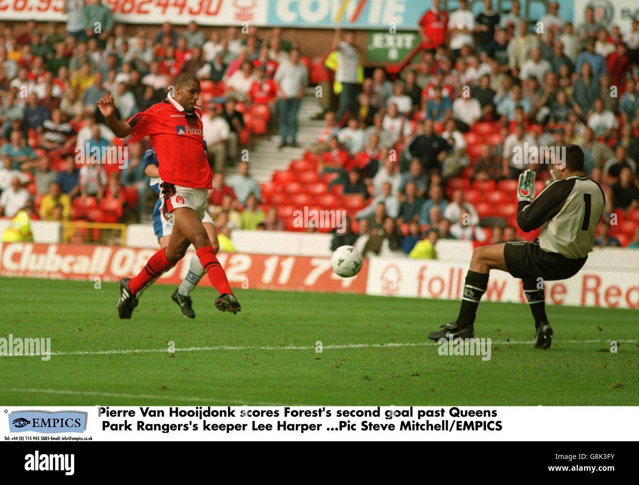 Nottingham Forest's Pierre Van Hooijdonk (left) scores the second goal ...