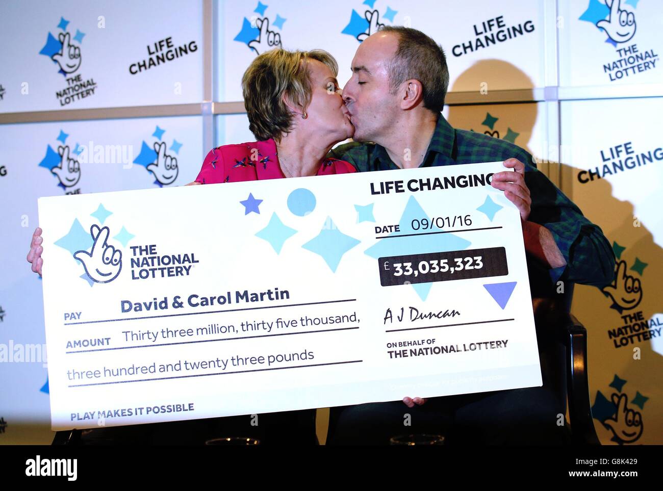 Lotto jackpot winners Stock Photo - Alamy