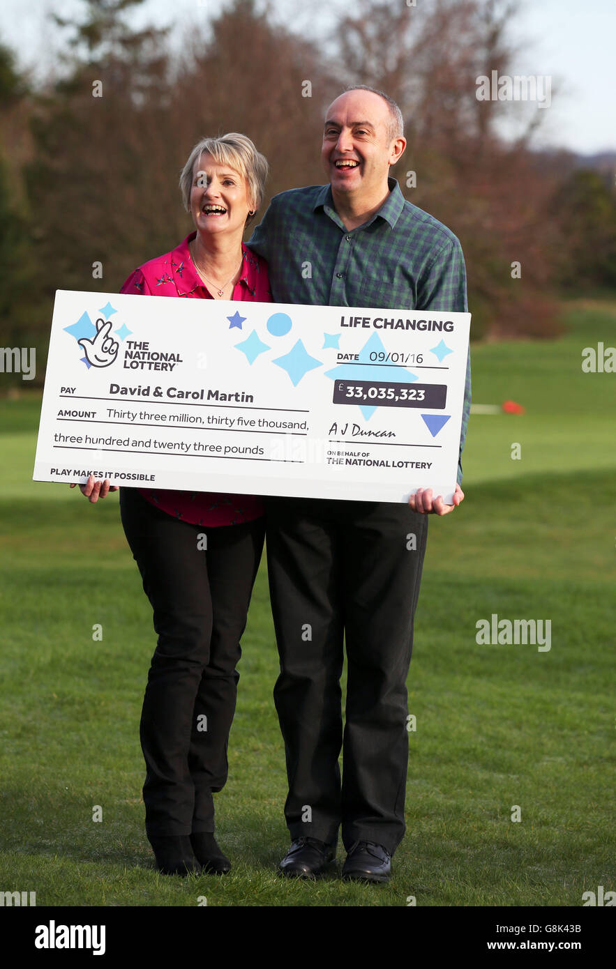 Lotto jackpot winners Stock Photo - Alamy
