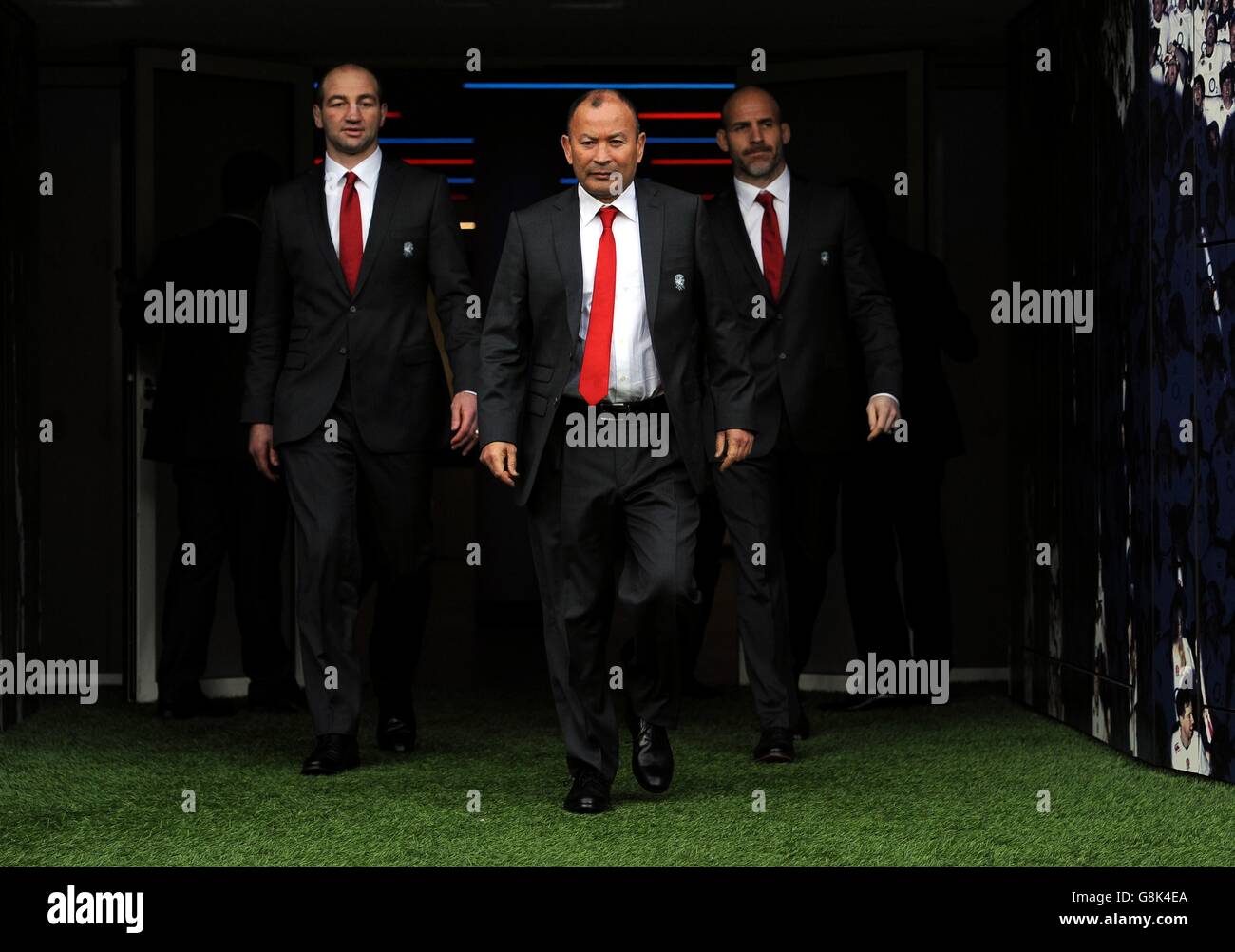 England head coach Eddie Jones (centre), forwards coach Steve Borthwick ...