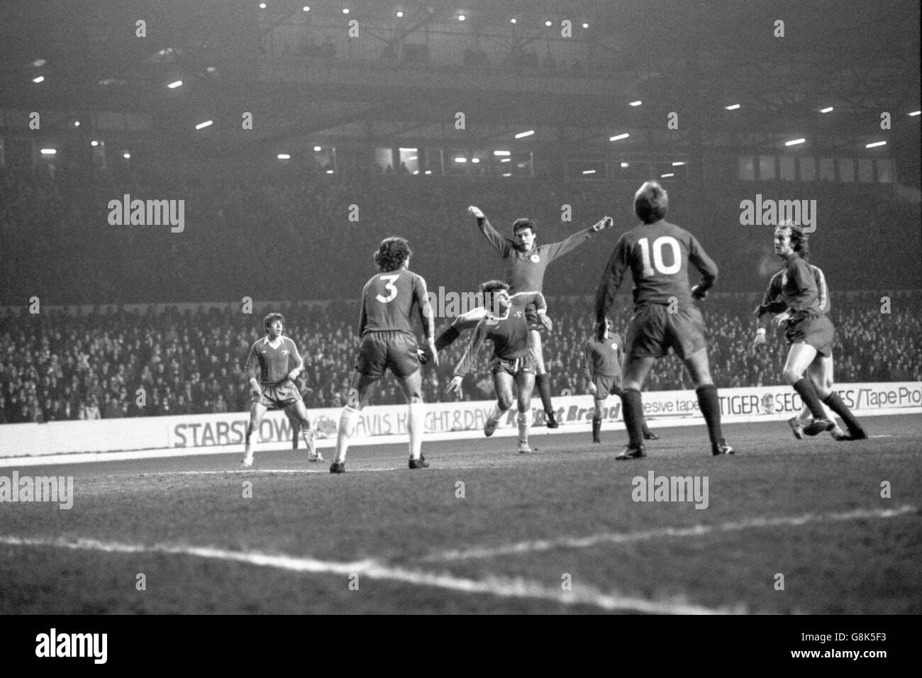 Wigans derek brownbill second r and colin methven r hi-res stock ...