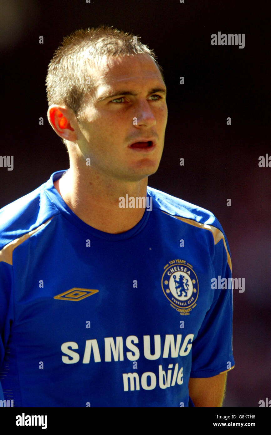 Soccer - FA Community Shield - Chelsea v Arsenal - Millennium Stadium ...