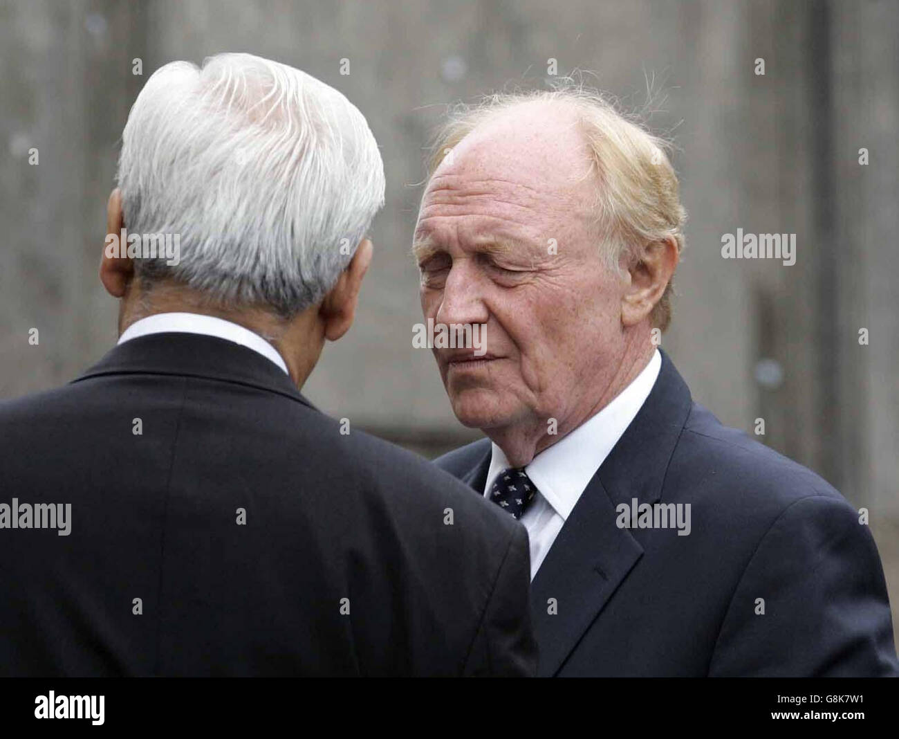 Robin Cook Funeral - St Giles Cathedral Stock Photo - Alamy