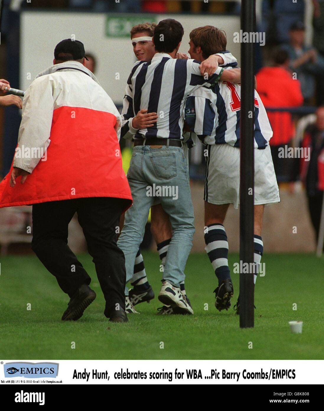 Andy Hunt (right) , West Bromwich Albion's goalscorer, celebrates with ...