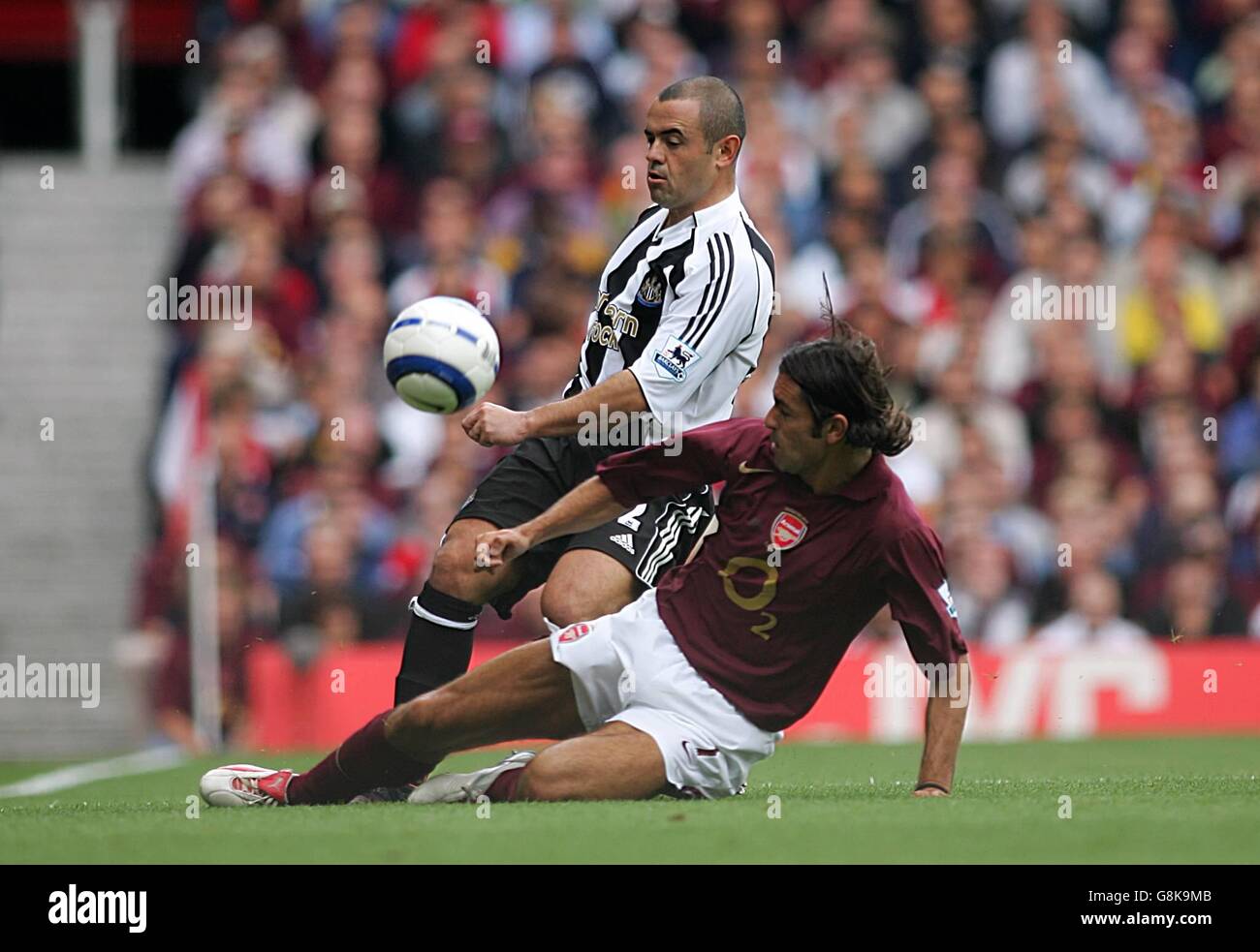 Football action robert pires hi-res stock photography and images - Alamy