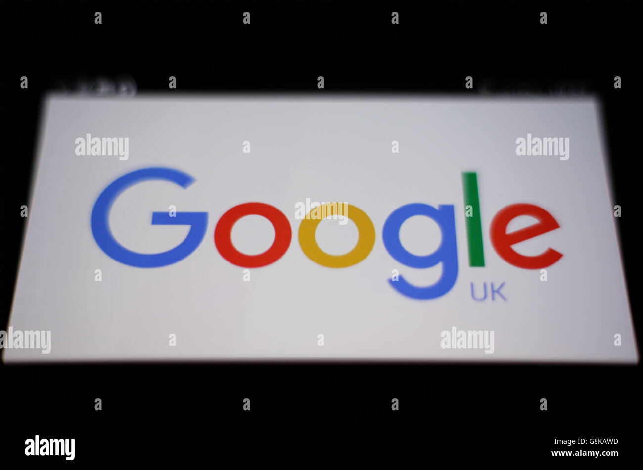 Google logo 2016 hi-res stock photography and images - Alamy