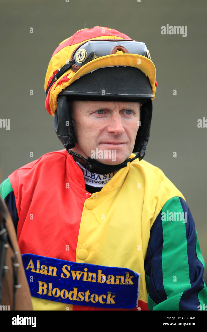 Jockey joe fanning southwell racecourse hi-res stock photography and ...