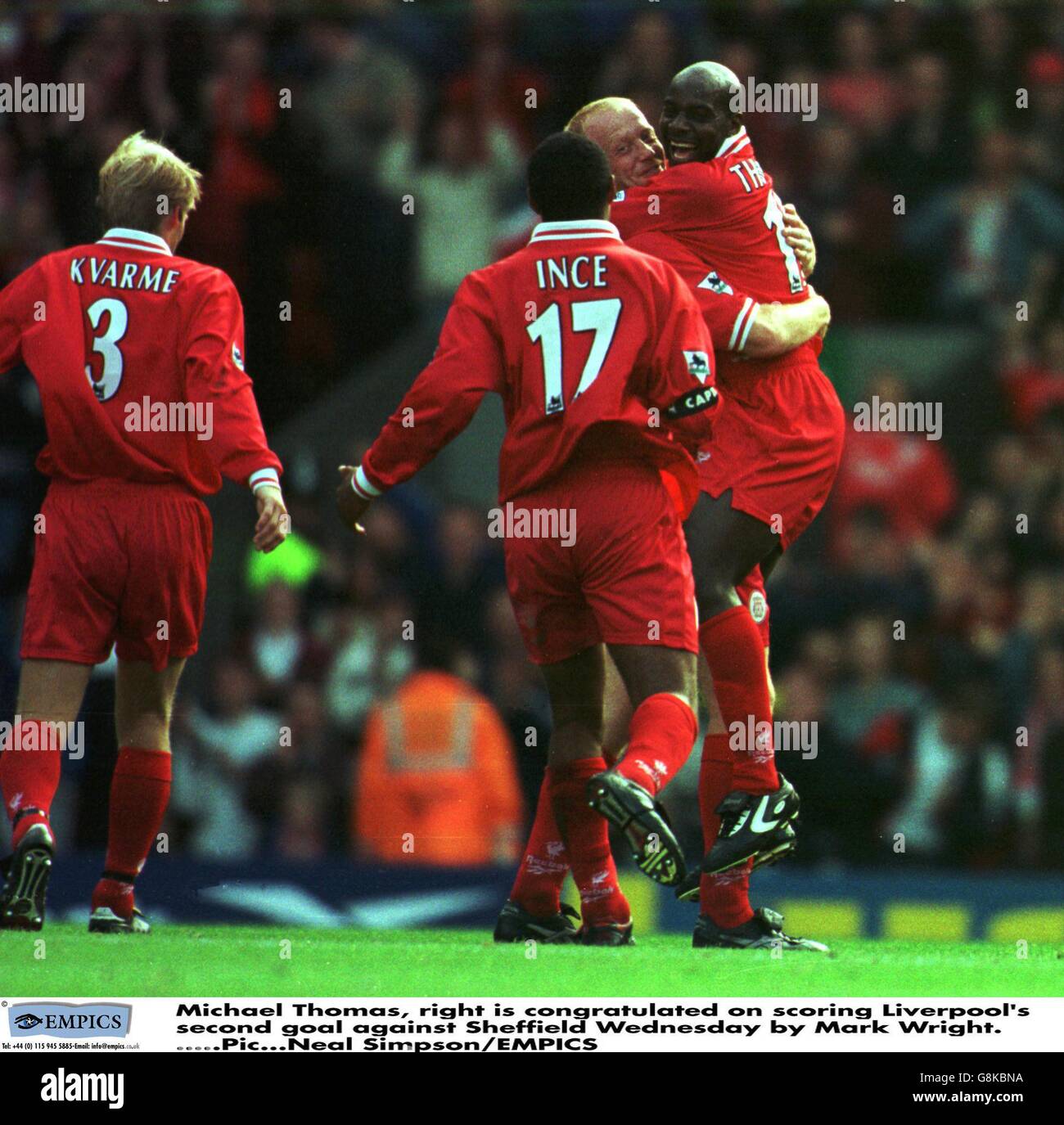 Paul wright left hi-res stock photography and images - Alamy