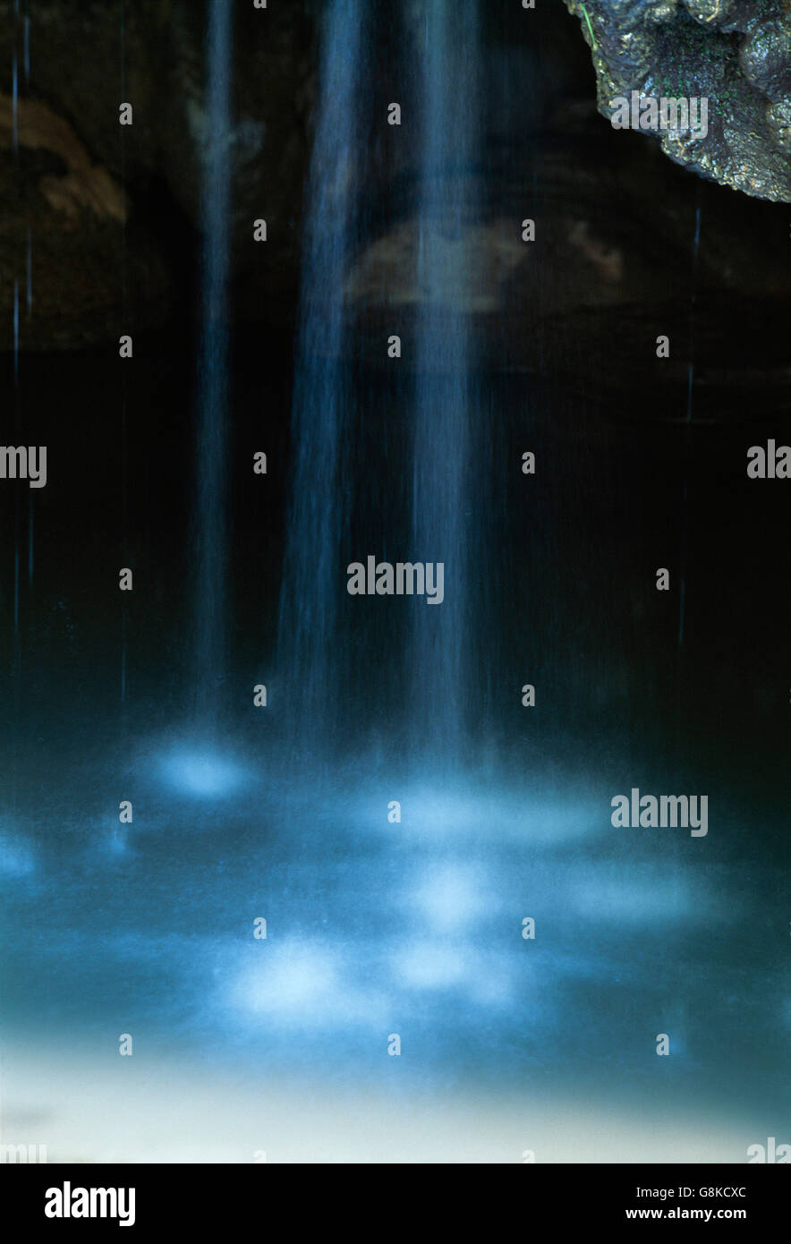 Trickling water in Gorge, Zambezi River, Zimbabwe Stock Photo - Alamy