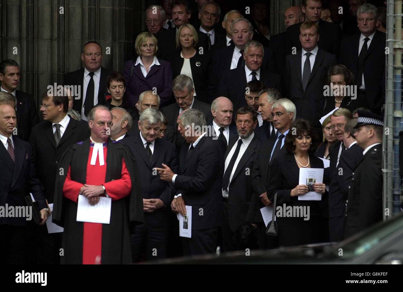 Robin Cook Funeral - St Giles Cathedral Stock Photo - Alamy
