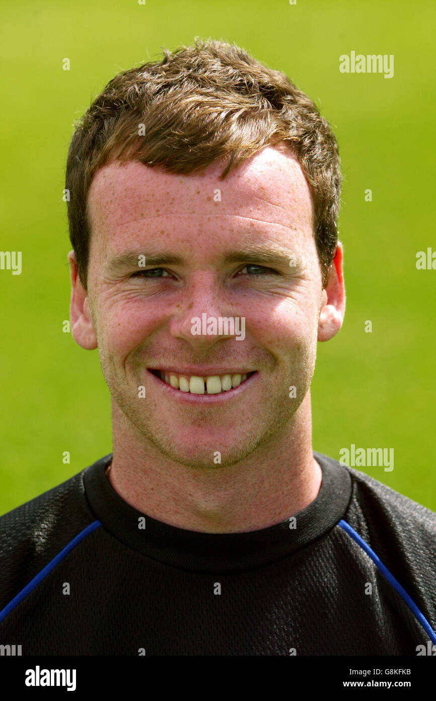 Soccer oldham athletic photocall boundary park hi-res stock photography ...