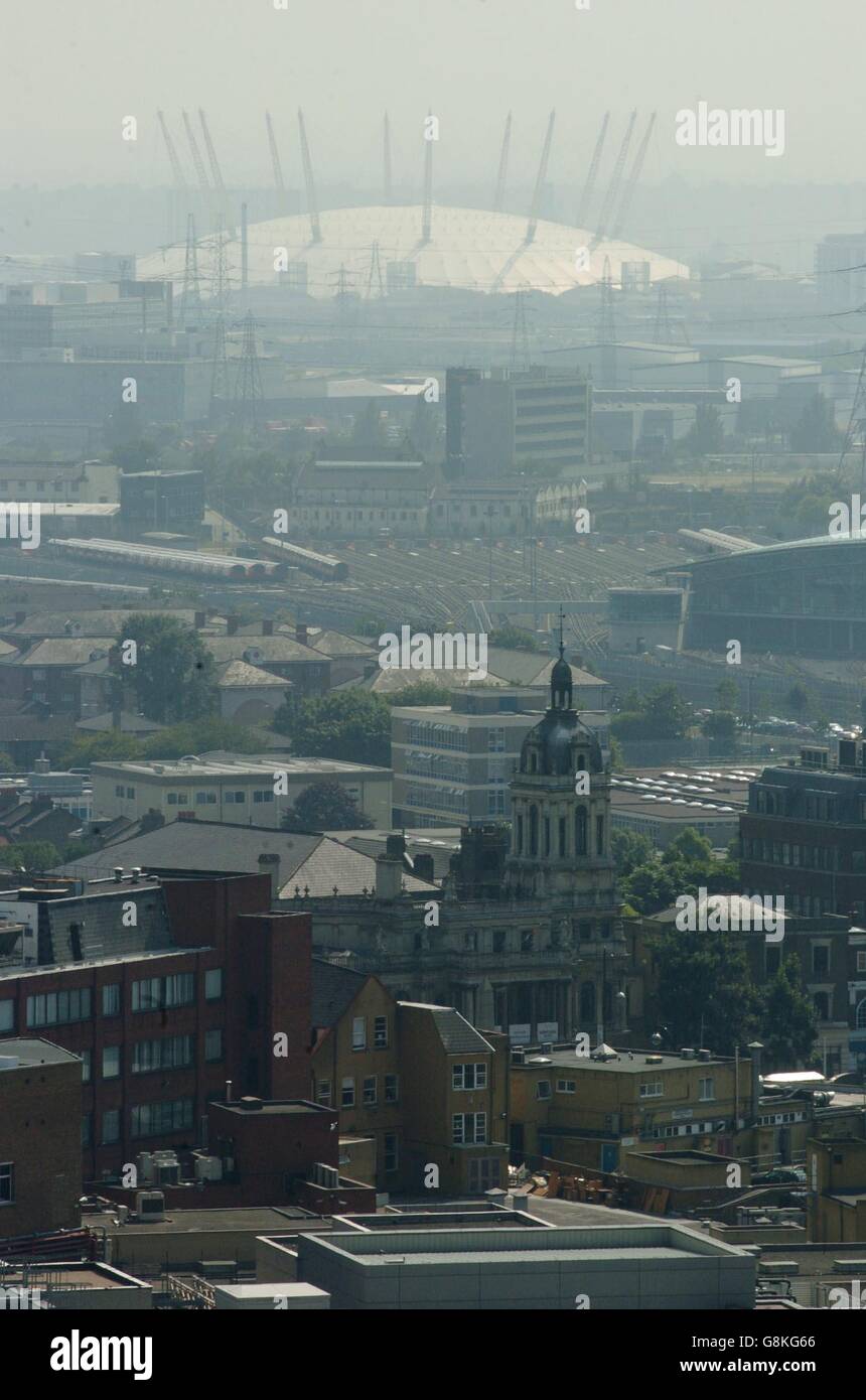 'The O2' Construction site Stock Photo - Alamy