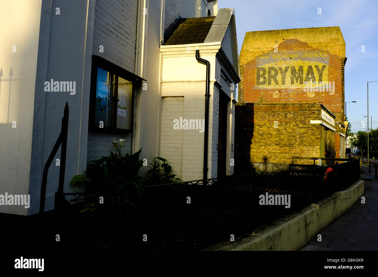 Bryant and may matches hi-res stock photography and images - Alamy