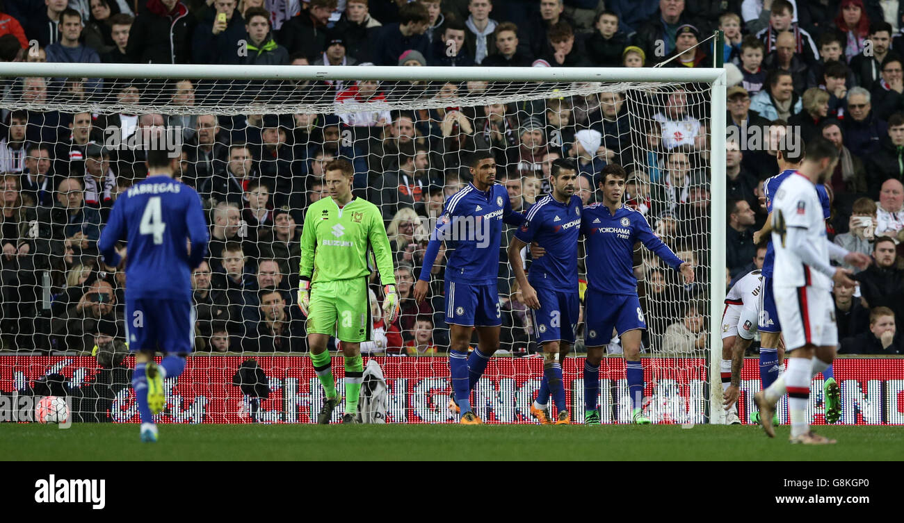 Milton Keynes Dons v Chelsea - Emirates FA Cup - Fourth Round - Stadium ...