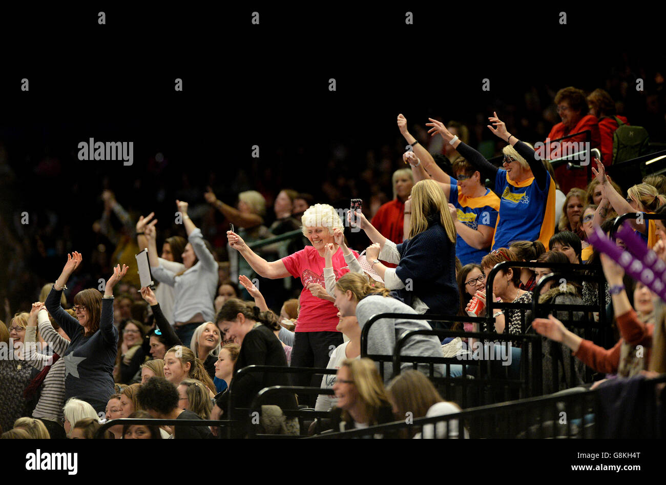 Netball fans in the stands hi-res stock photography and images - Alamy